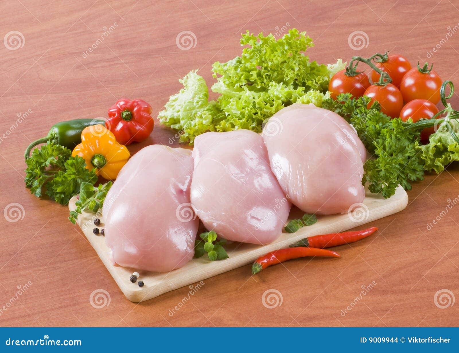 Pechos De Pollo Sin Procesar Foto de archivo - Imagen de carne ...