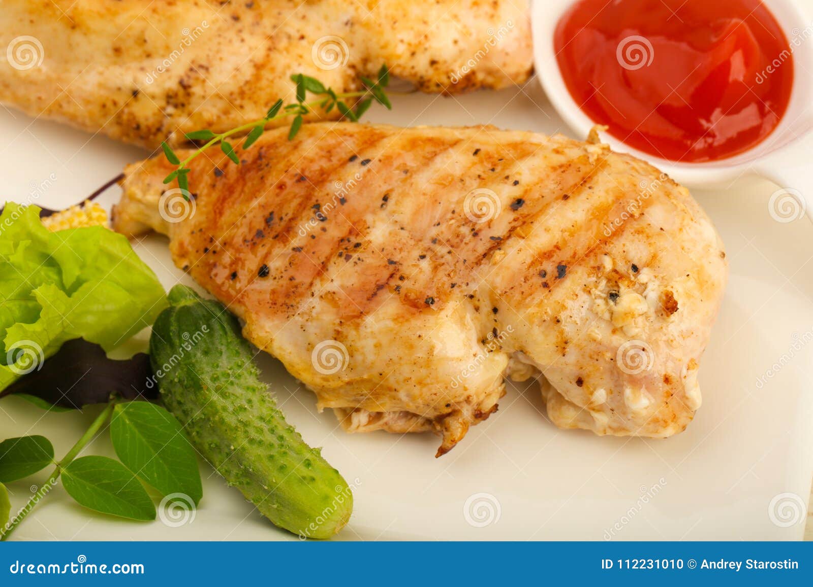 Pechuga de pollo asada foto de archivo. Imagen de horizontal - 112231010