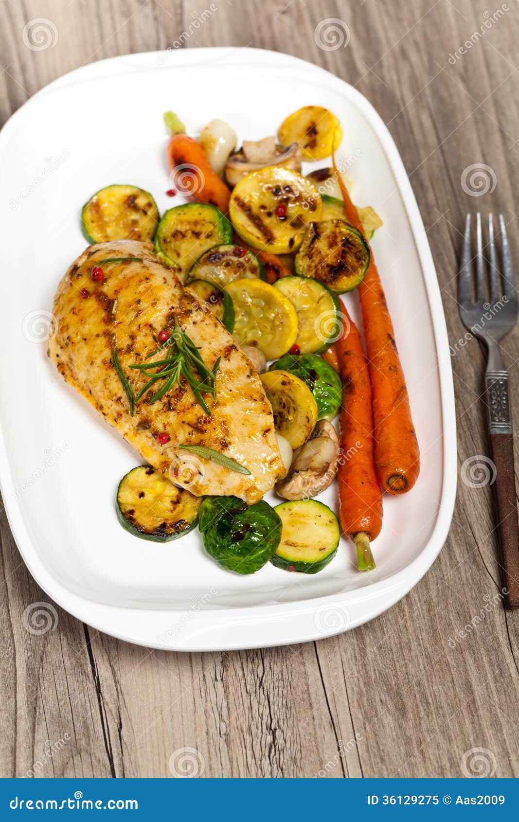 Pechuga De Pollo Asada a La Parrilla Imagen de archivo - Imagen de ...