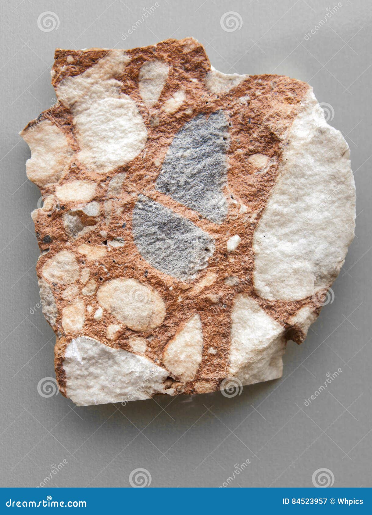 Pedazo De Roca De La Brecha Aislado Imagen de archivo - Imagen de ...