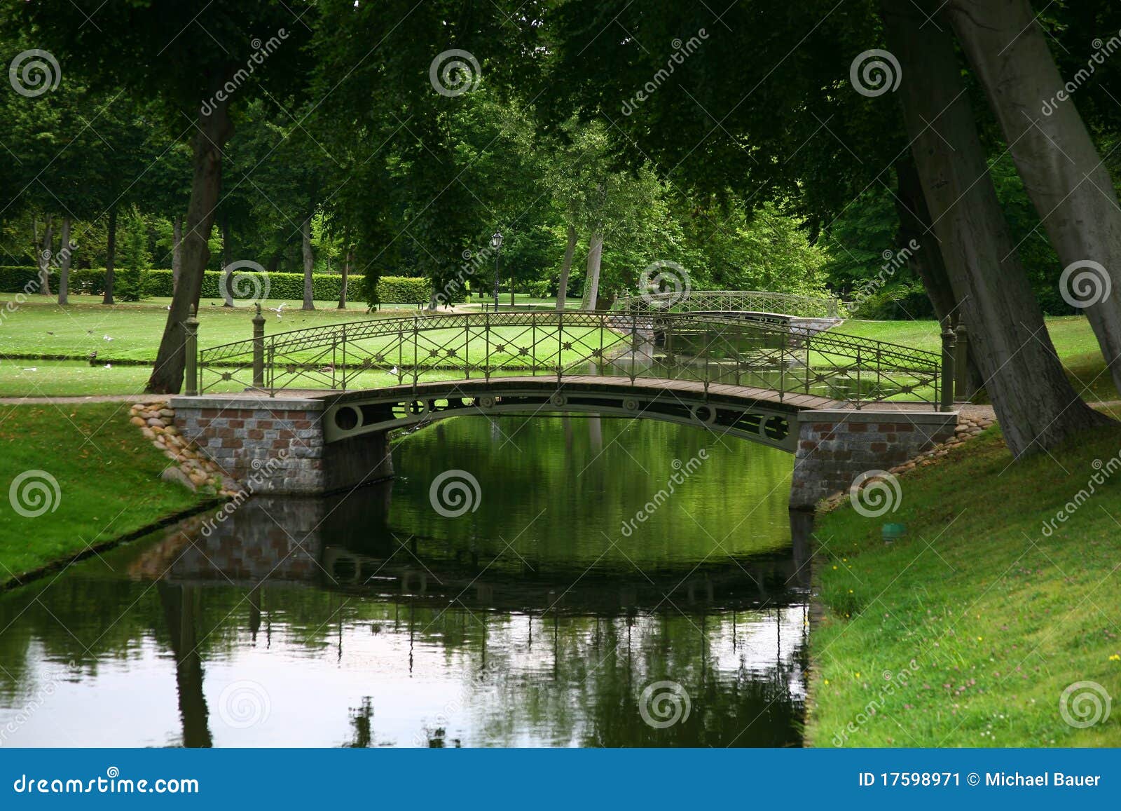 Pedestrian bridge in park stock image. Image of landscape - 17598971