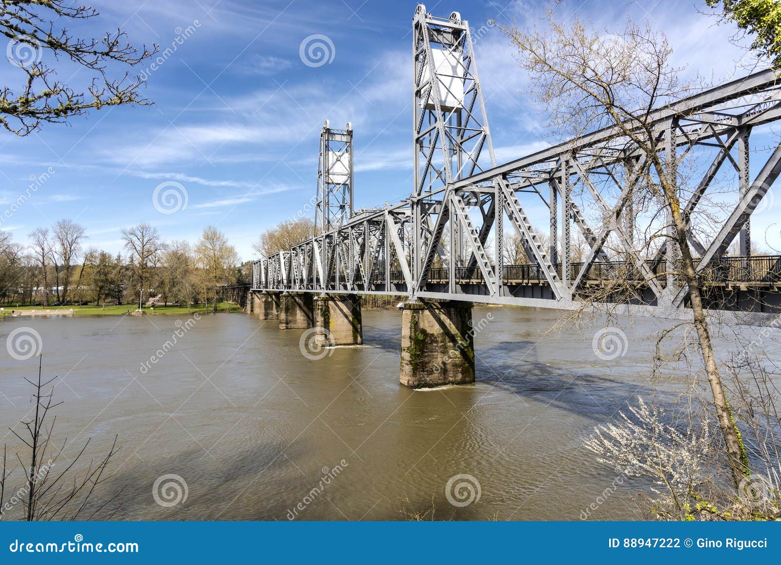 Pedestrian Bridge in Salem Oregon. Stock Photo - Image of trees, salem ...