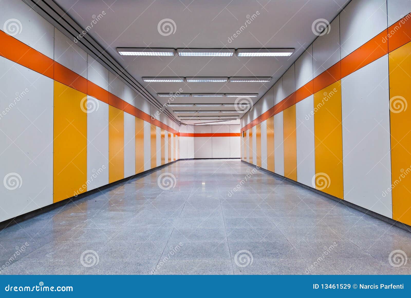 Way To Pedestrian Underpass Tunnel In Abu Dhabi City At Corniche, UAE ...