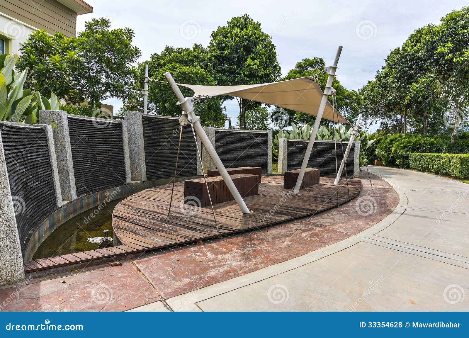 Pedestrian walkway stock photo. Image of nature, green - 33354628