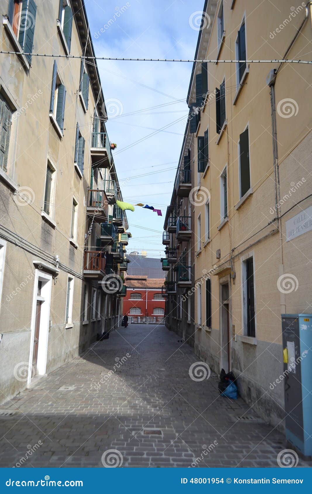 Pedestrianized Street, Venice. Stock Photo - Image of tourism, building ...