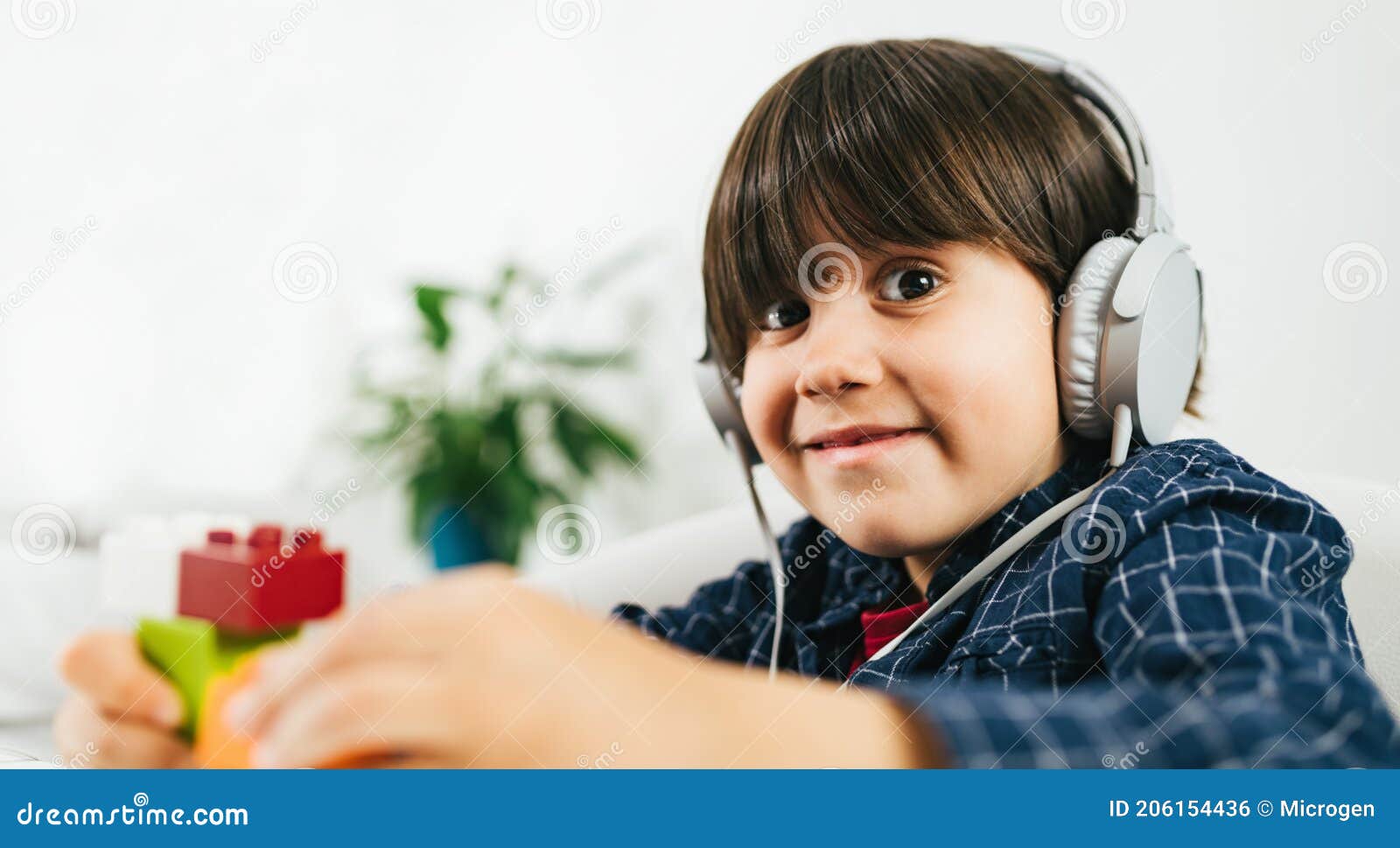 Pediatric Audiologist Testing Hearing with a Little Boy Stock Photo ...