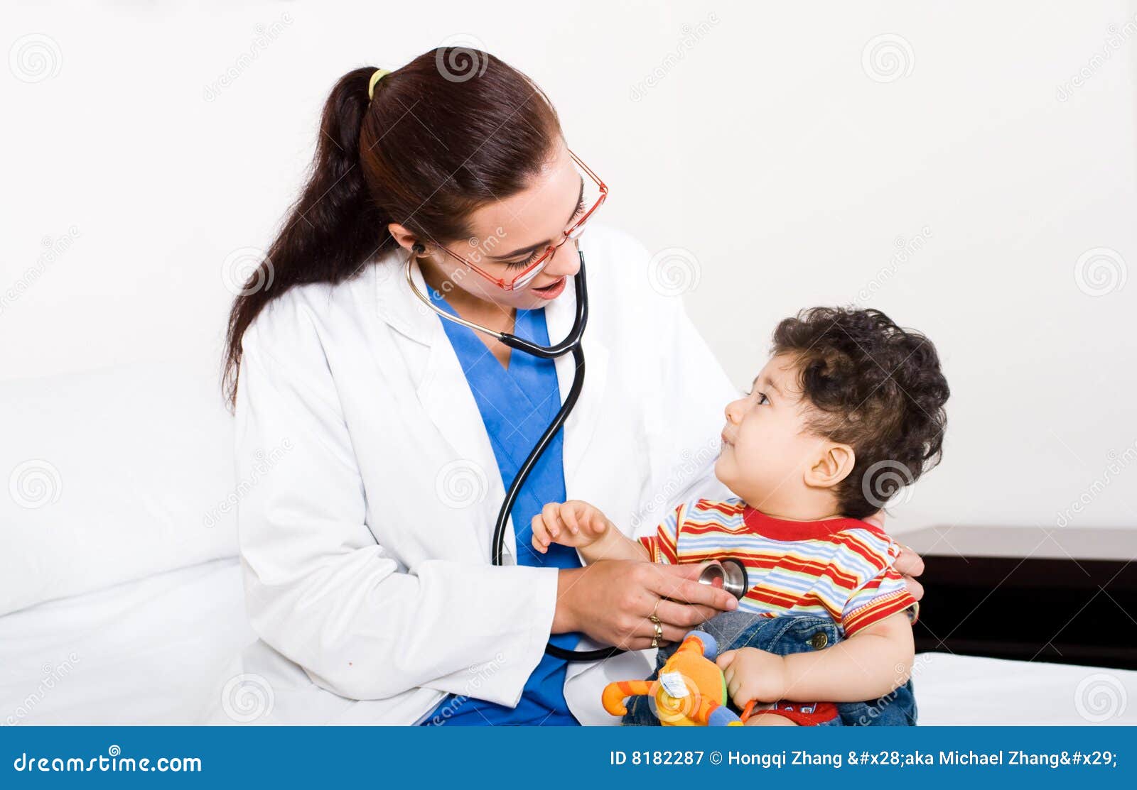 Pediatrician and Baby stock image. Image of children, childhood - 8182287