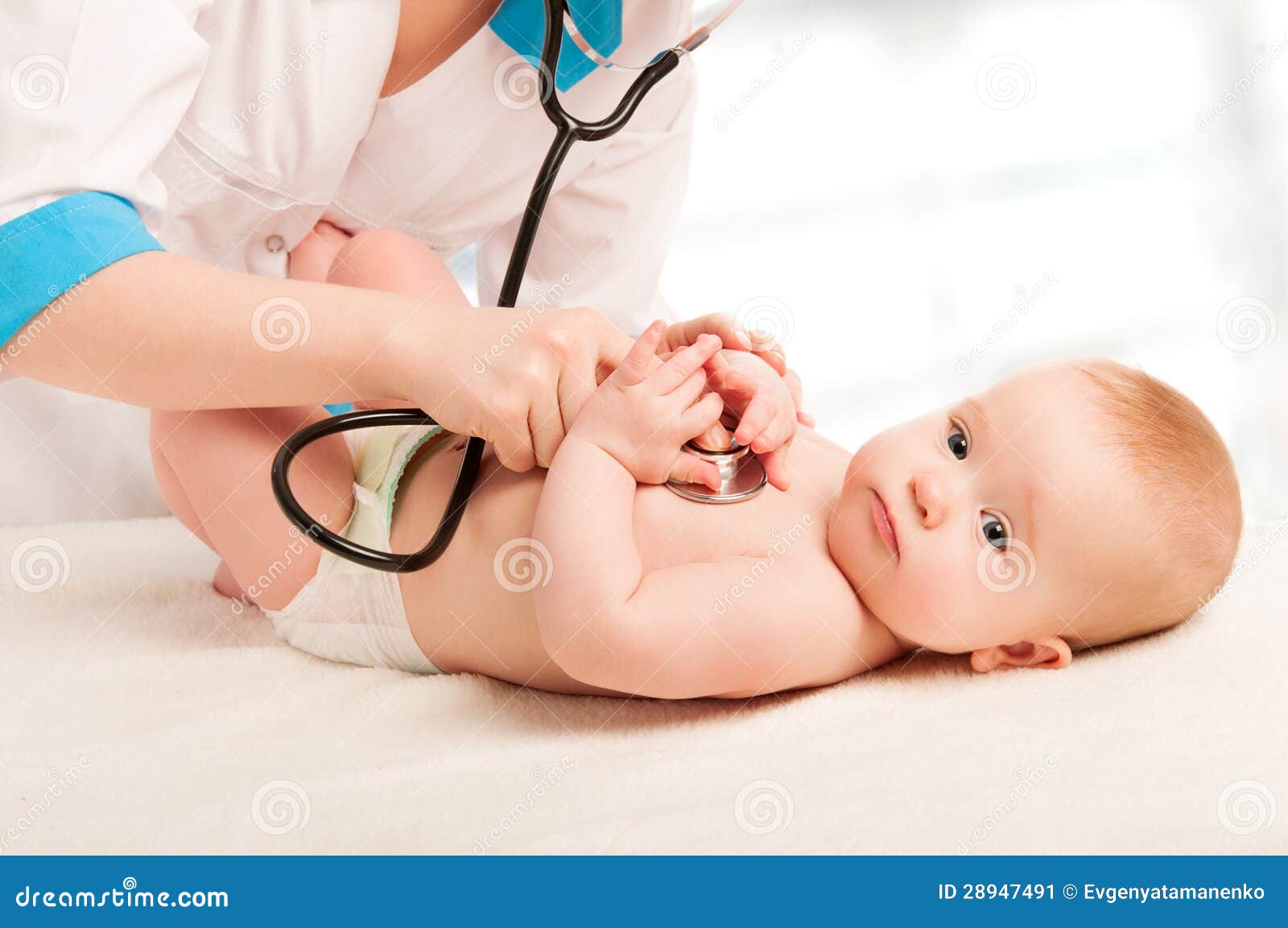 Pediatrician Doctor and Patient - Small Child Stock Image - Image of ...