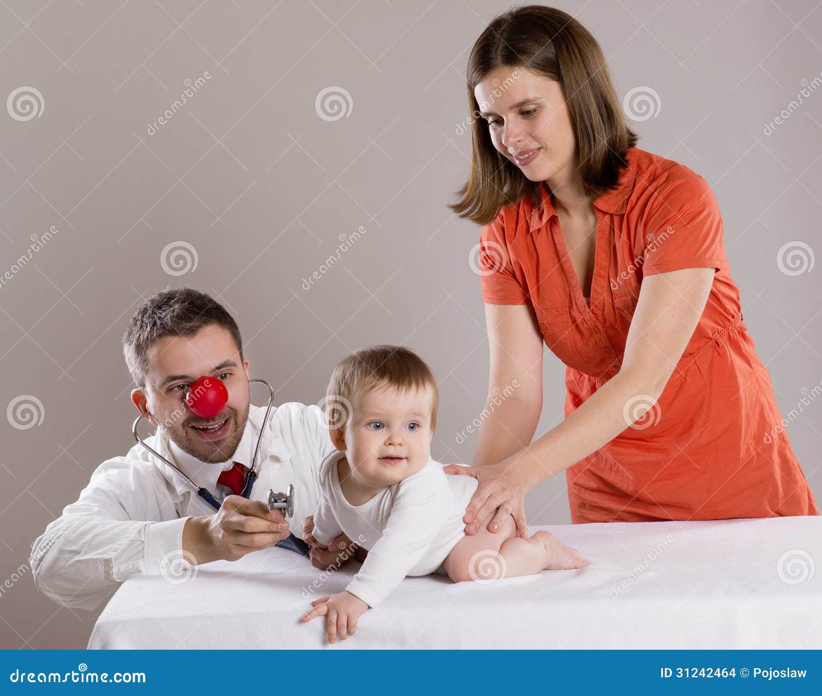 Pediatrisk doktor arkivfoto. Bild av familj, gyckel, karriär - 31242464