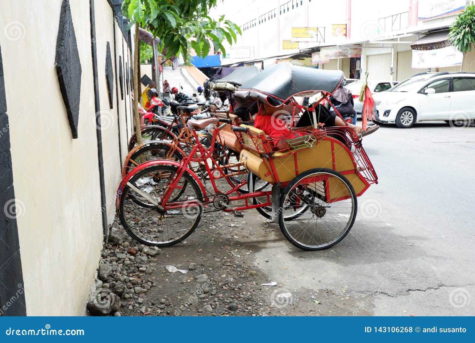 Pedicab on Traditional Markets Editorial Stock Photo - Image of outdoor ...