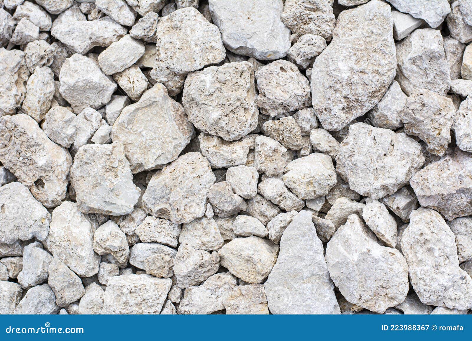 Pedra Angular Da Rocha Esmagada Imagem de Stock - Imagem de entulho ...