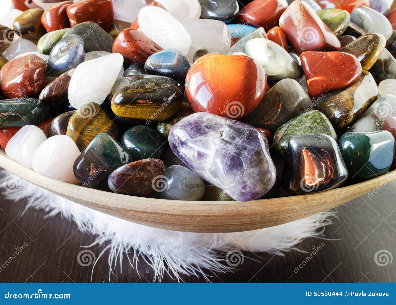 Pedras coloridas foto de stock. Imagem de semistente - 50530444