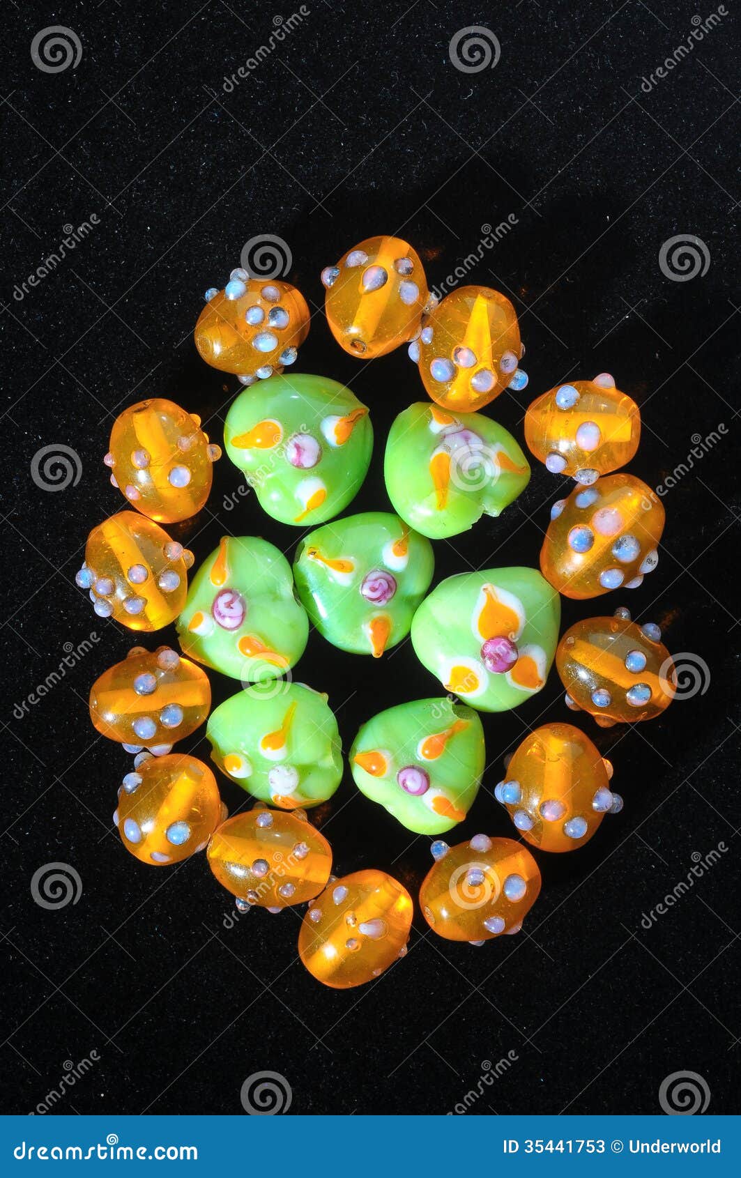 Pedras do vidro de Murano imagem de stock. Imagem de objeto - 35441753