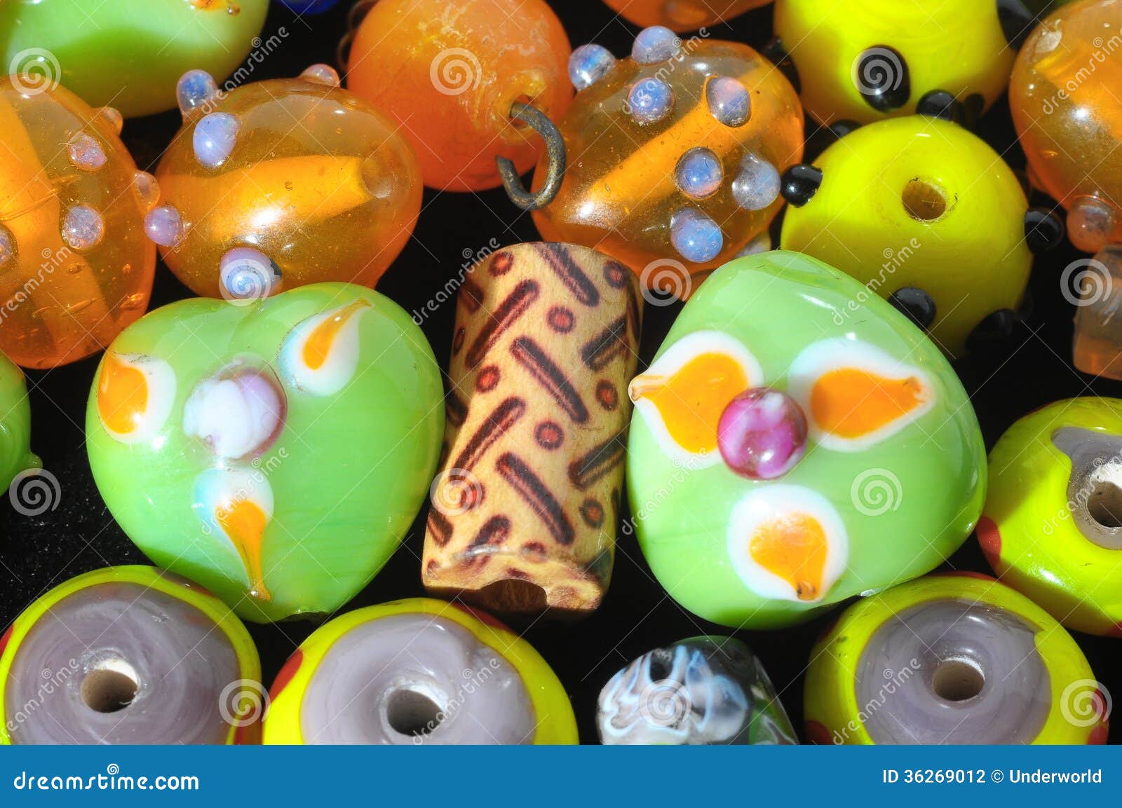 Pedras do vidro de Murano foto de stock. Imagem de pérola - 36269012