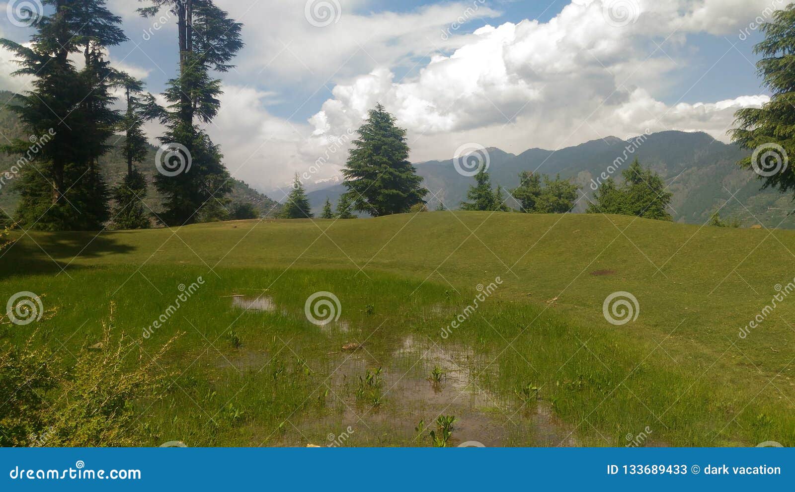 View Of Kullu Valley And The Mountains Overlooking Manali Town From ...