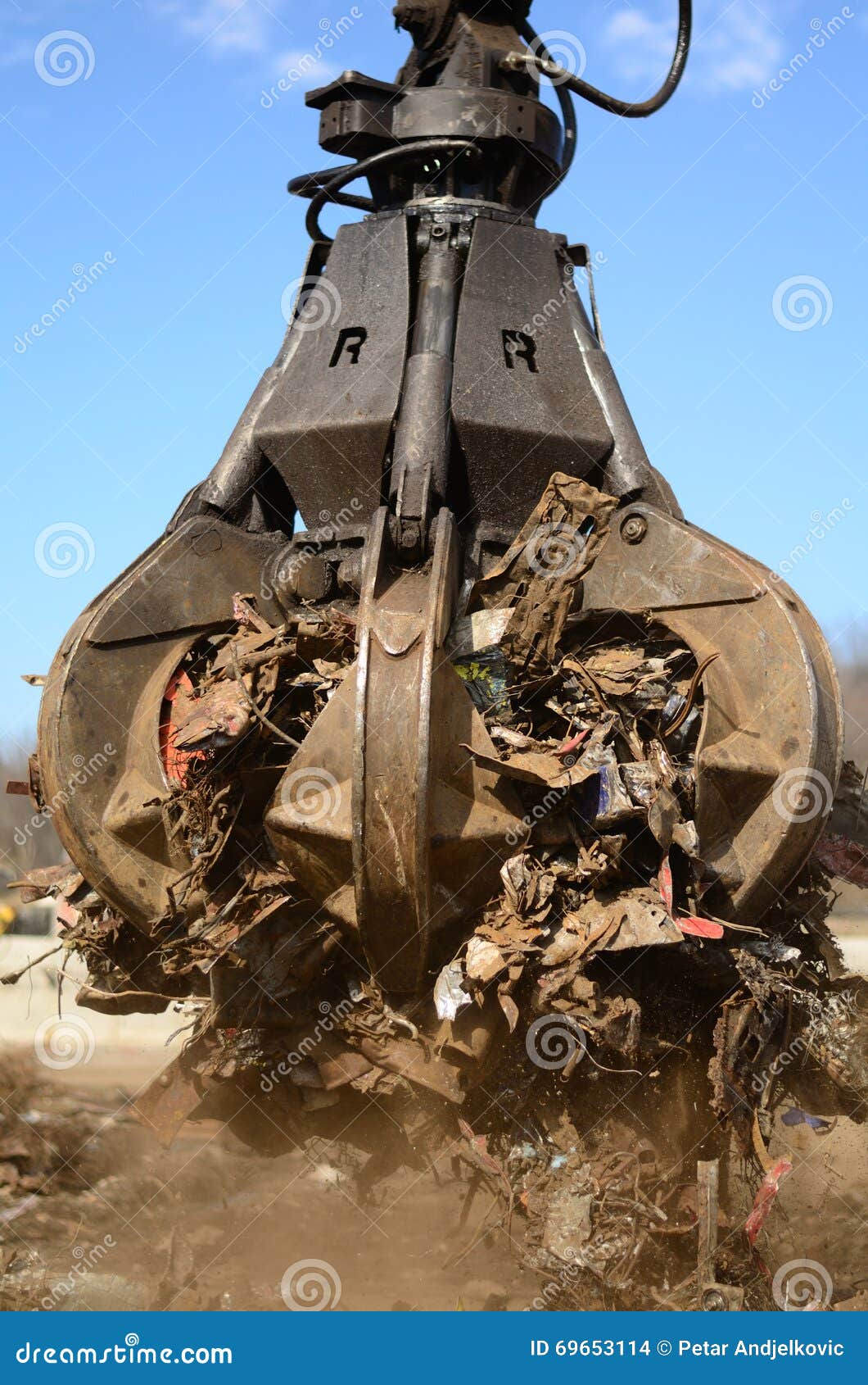 Peel grab for scrap metal stock photo. Image of heap - 69653114