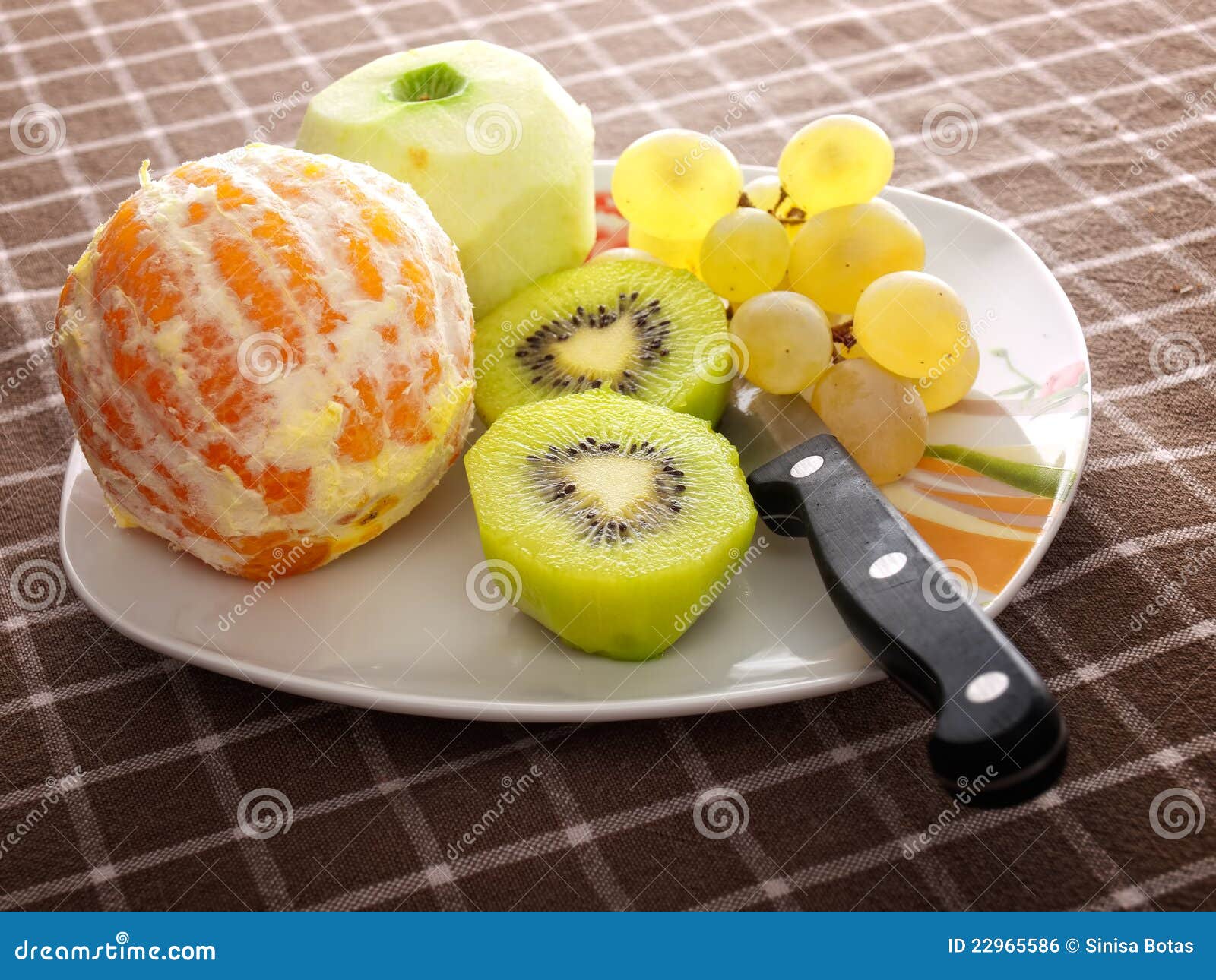 Peeled fruit stock photo. Image of kiwi, sweet, refreshment - 22965586