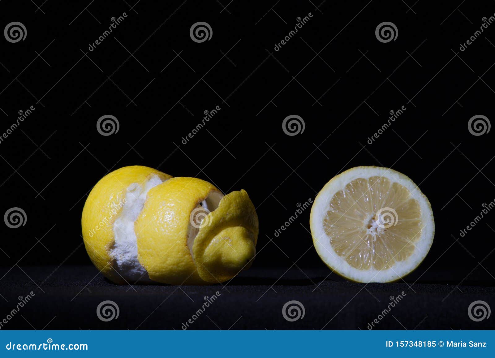 Peeled Lemon and Split Lemon Stock Image - Image of left, juice: 157348185