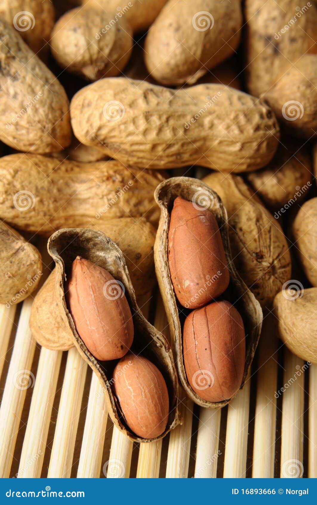 Peeled Peanuts on Well Peanuts Stock Photo - Image of ingredient, brown ...