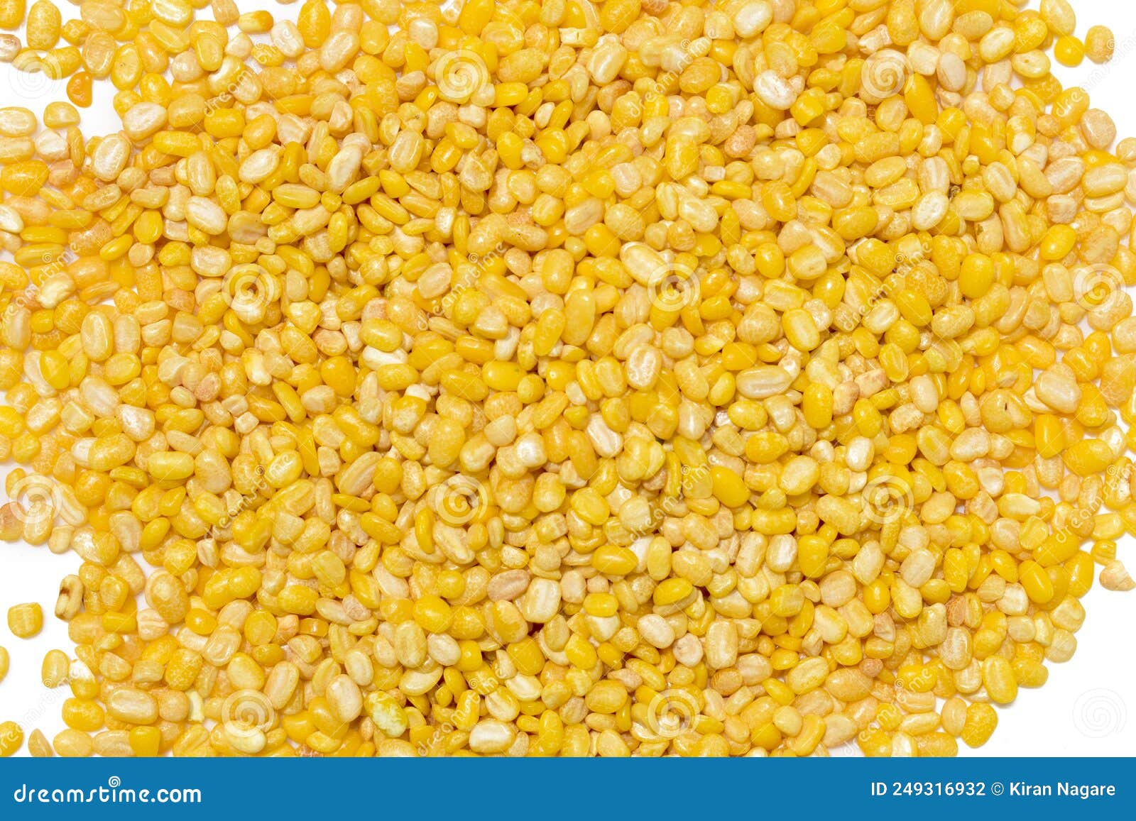 Peeled split mung bean stock photo. Image of nutrition - 249316932