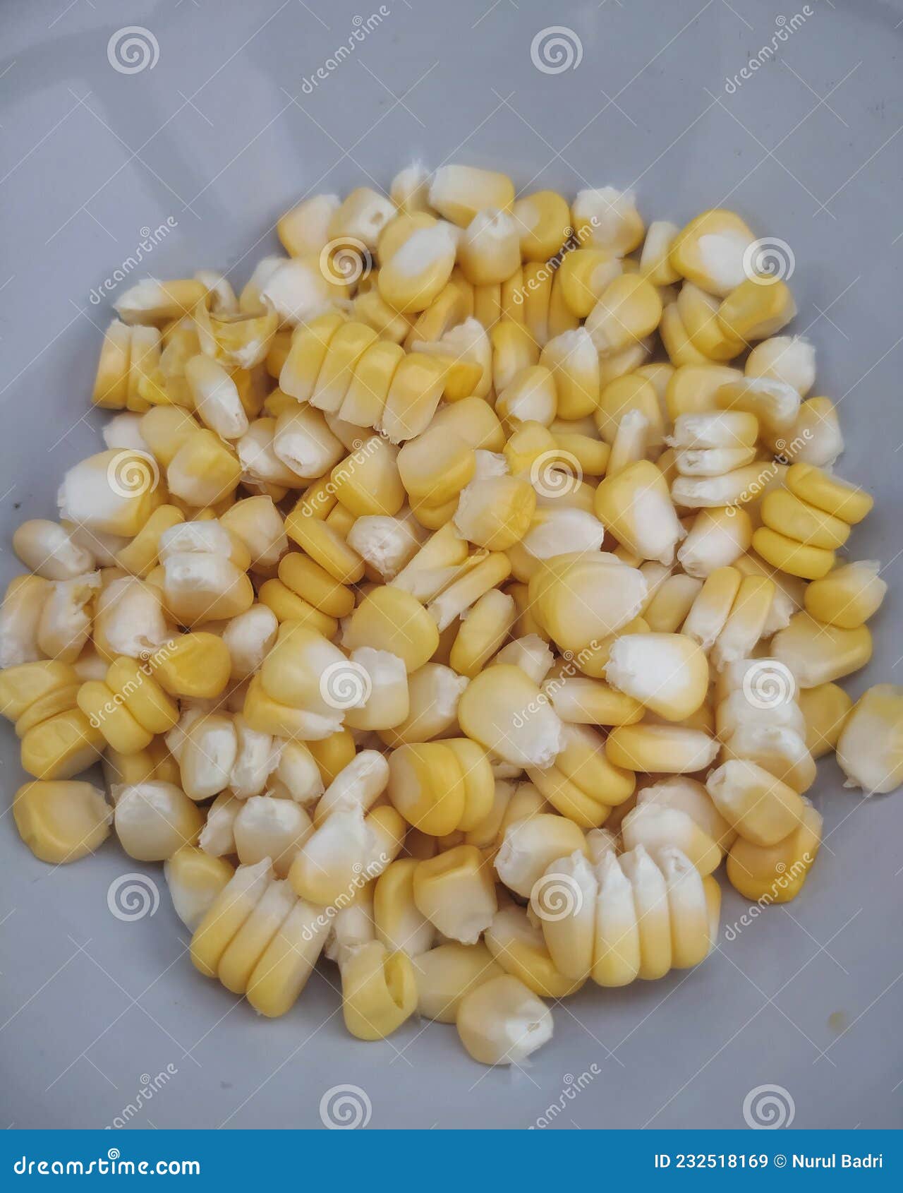 Peeled Sweet Corn in a White Plate Stock Image - Image of crop, citrus ...