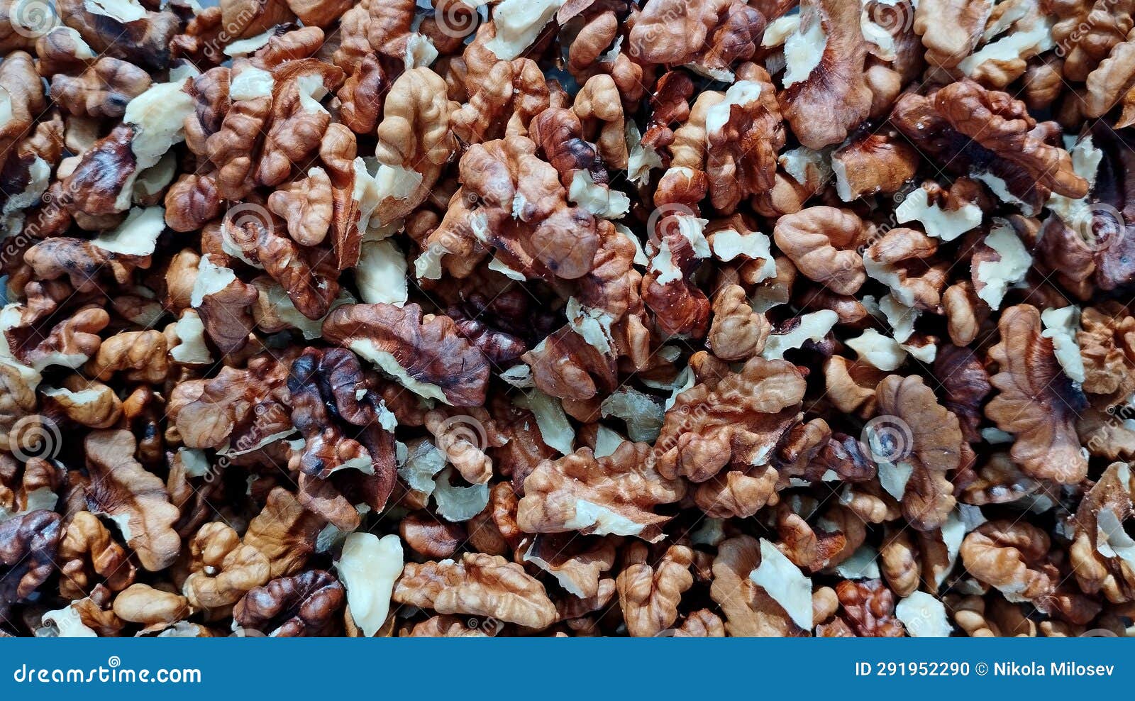 Peeled Wallnut Kernals Texture Stock Photo - Image of seed, peeled ...