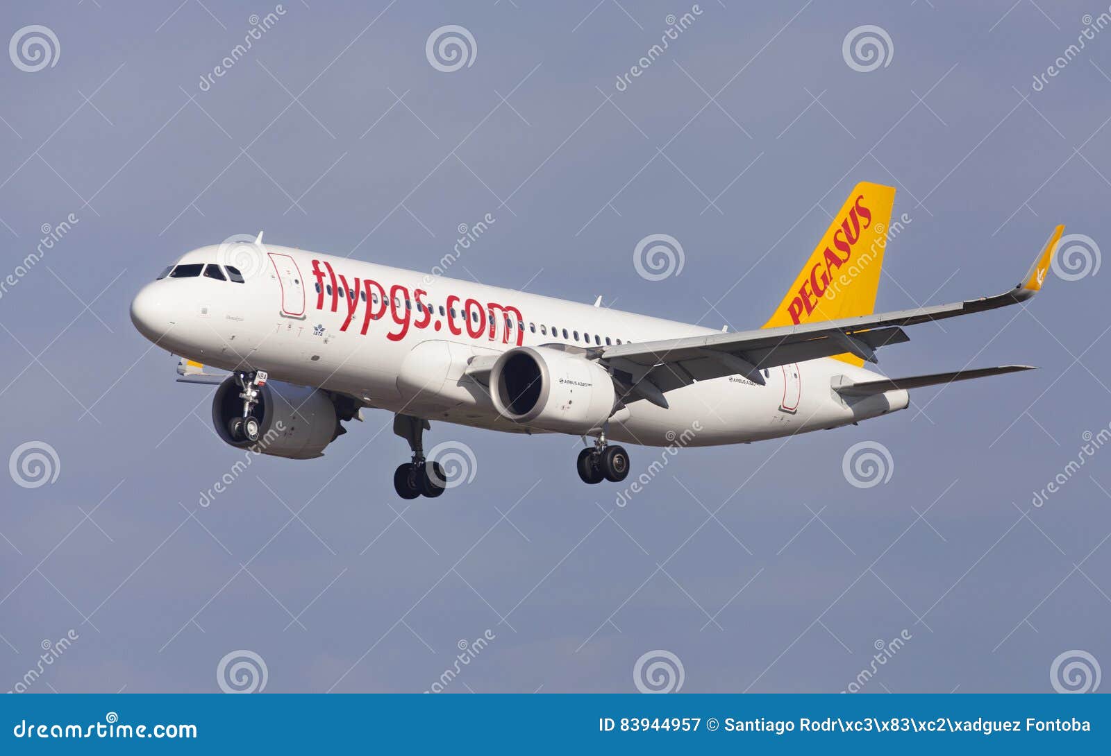 Pegasus flygbuss A320neo redaktionell arkivbild. Bild av lopp - 83944957