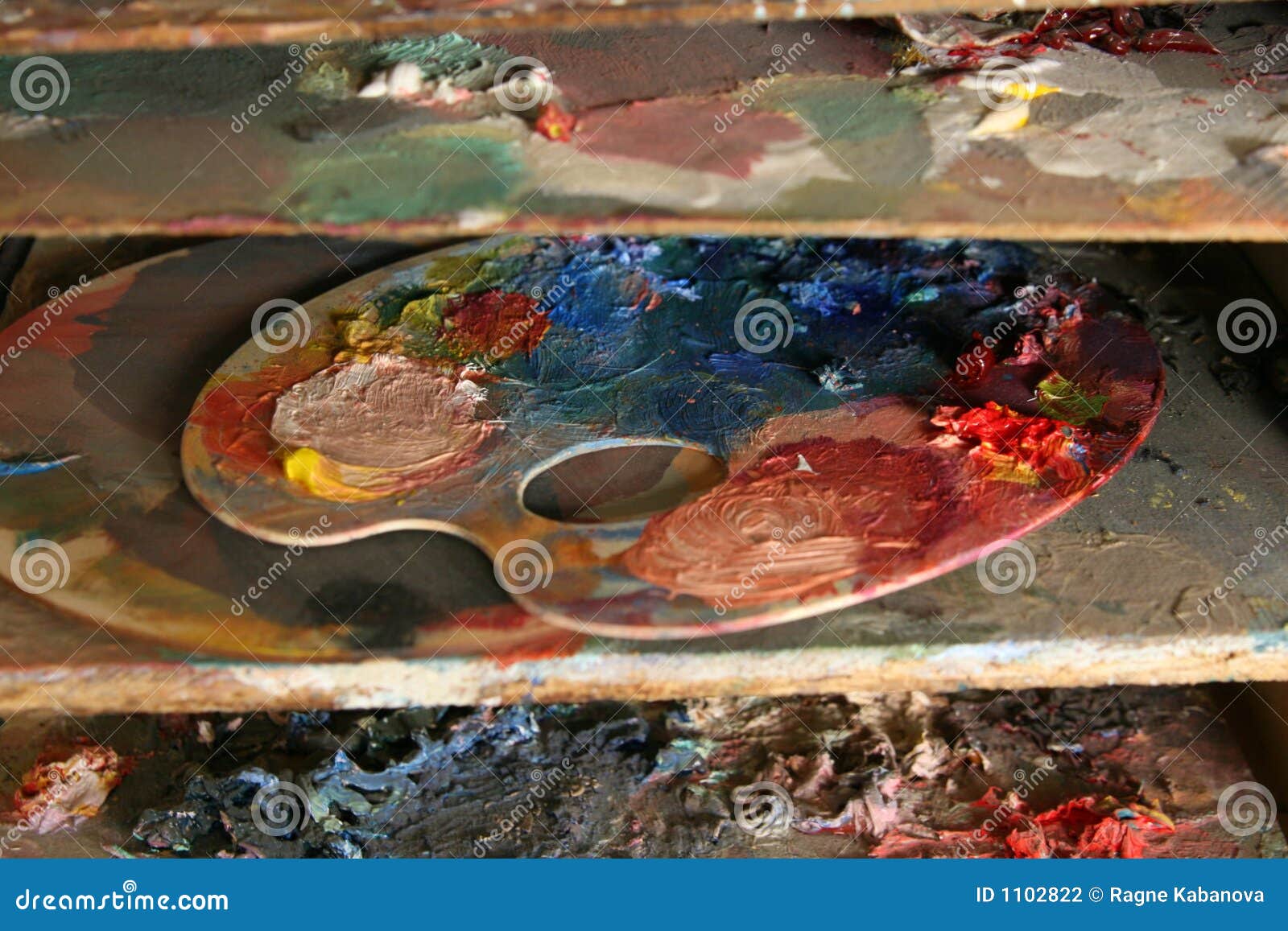 Peignez les endroits photo stock. Image du mélanges, endroits - 1102822