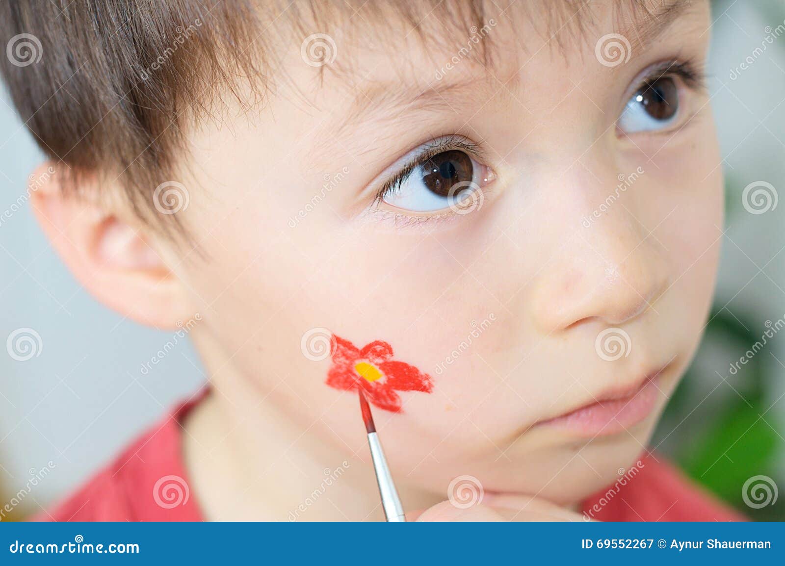 Peinture De Visage D'enfant Image stock - Image du aquarelle, visage ...