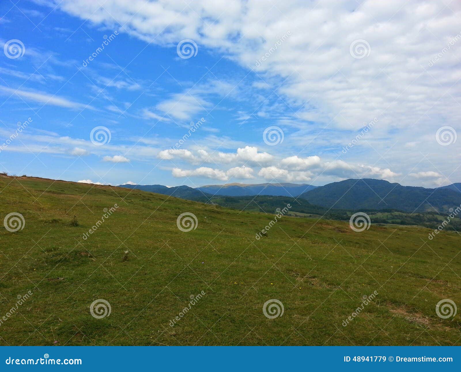 Peisaj de munte stock image. Image of peisaj, spectaculoase - 48941779