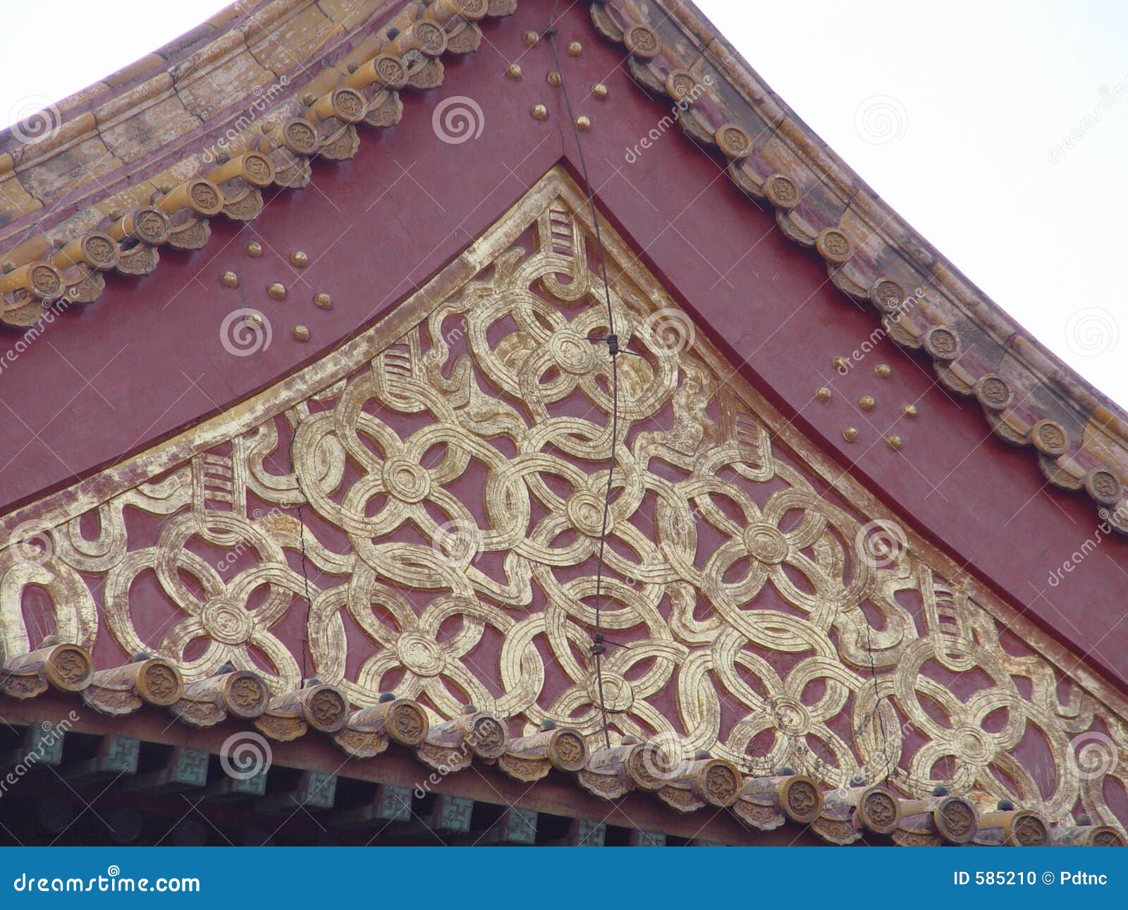 Peking China - Overladen Dak Stock Foto - Image of ontruim, gebouw: 585210