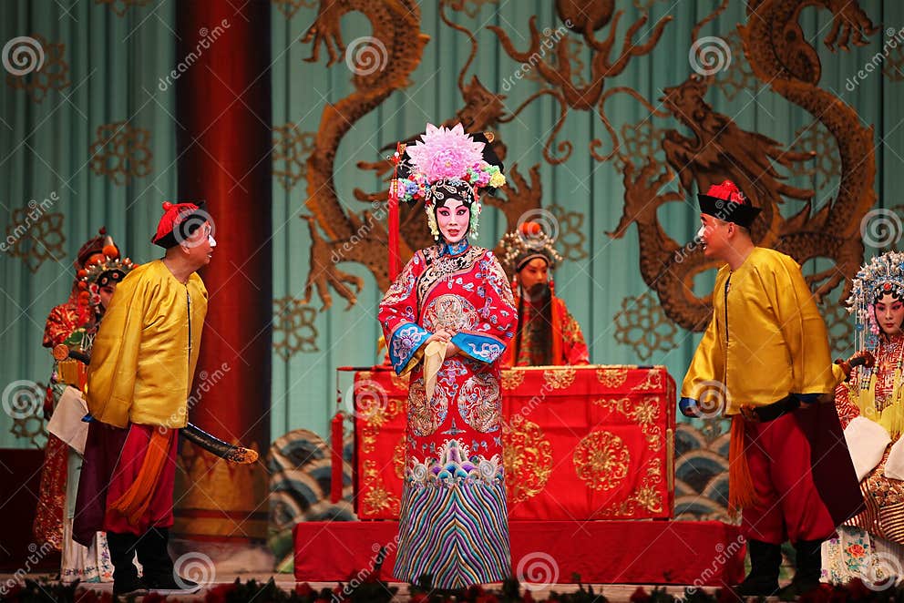 Peking Opera editorial photo. Image of costume, asian - 13790281