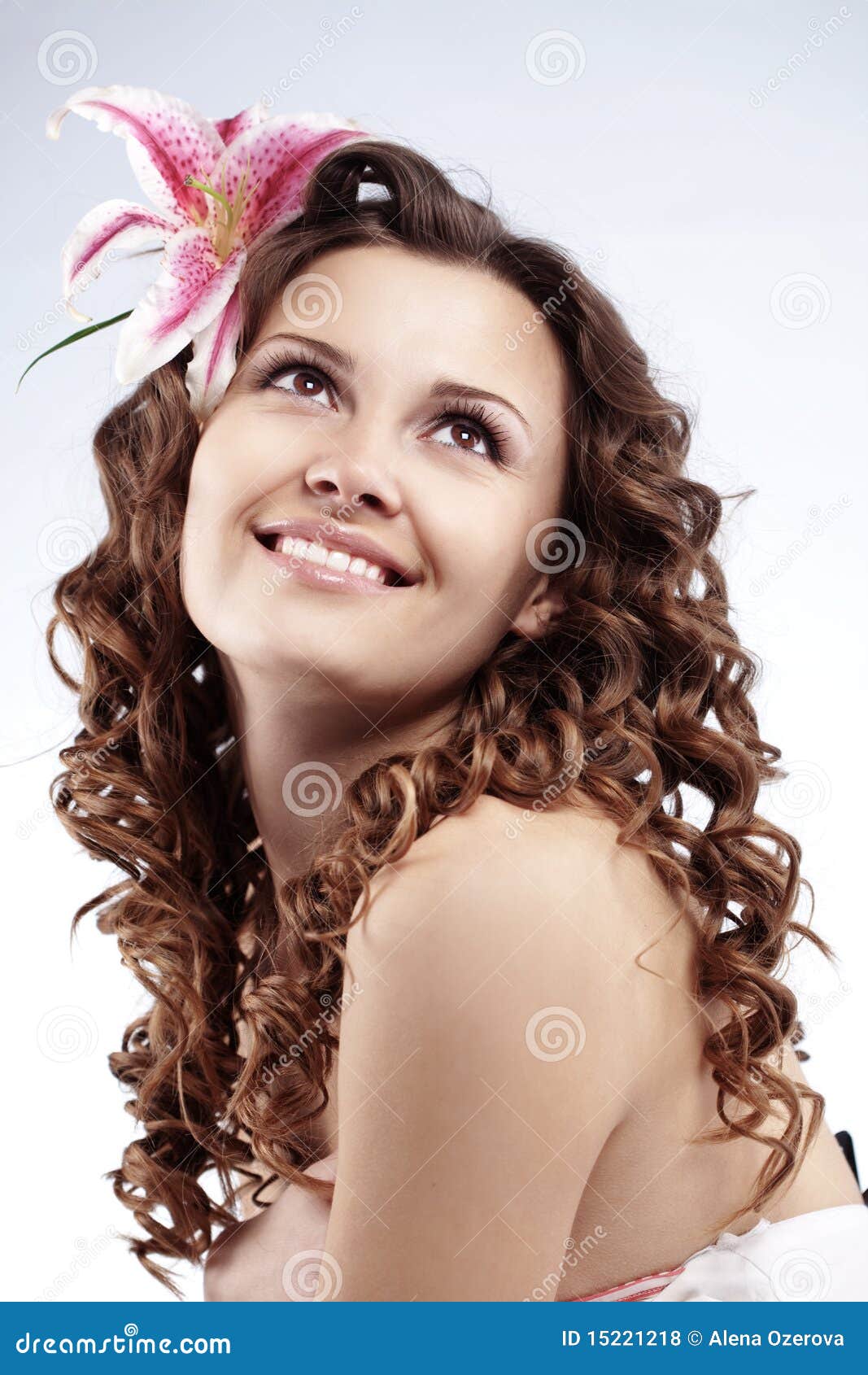 Pelo sano foto de archivo. Imagen de aroma, limpio, coiffuro - 15221218