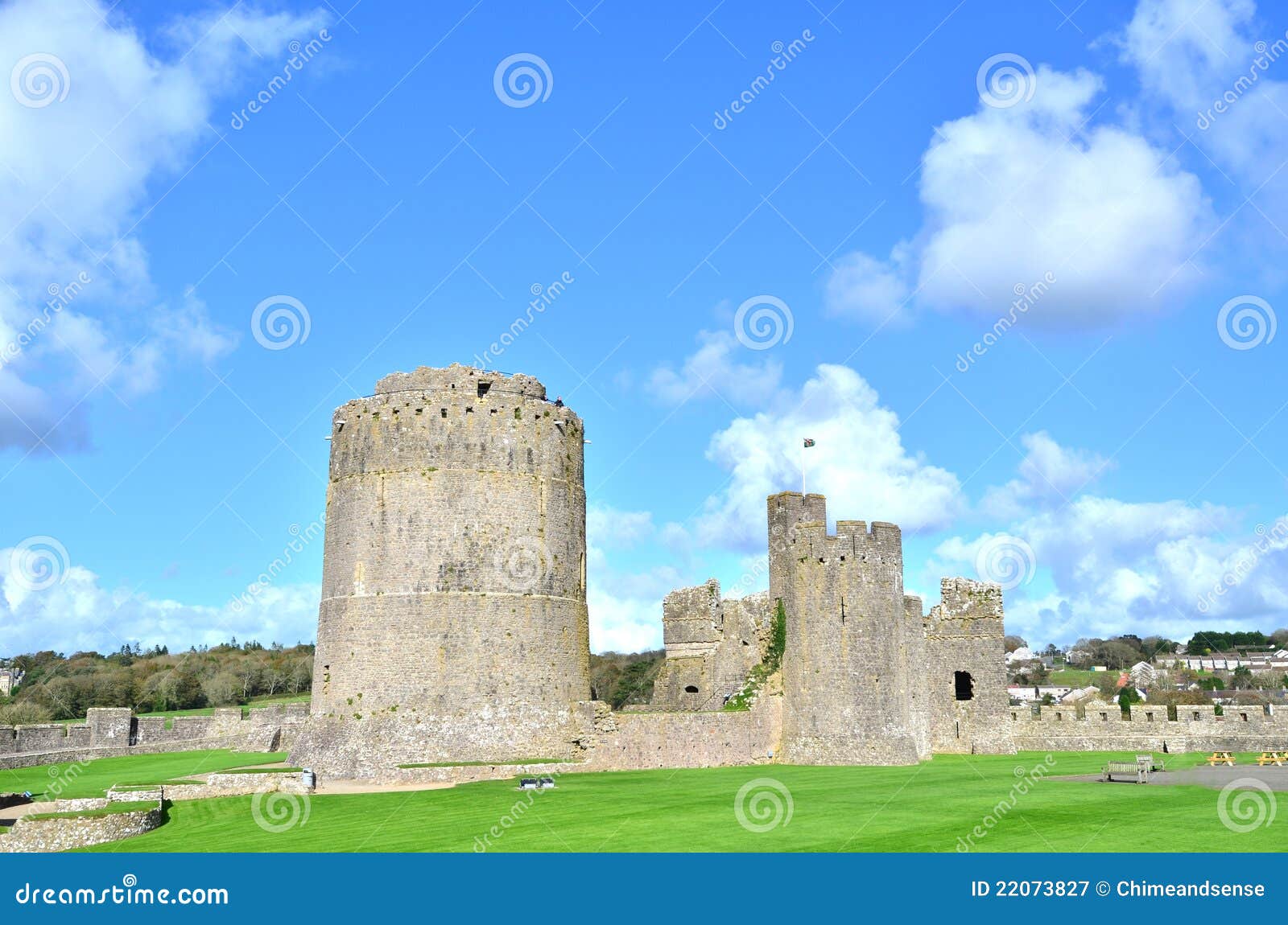 Pembroke Castle stock image. Image of sunny, medieval - 22073827