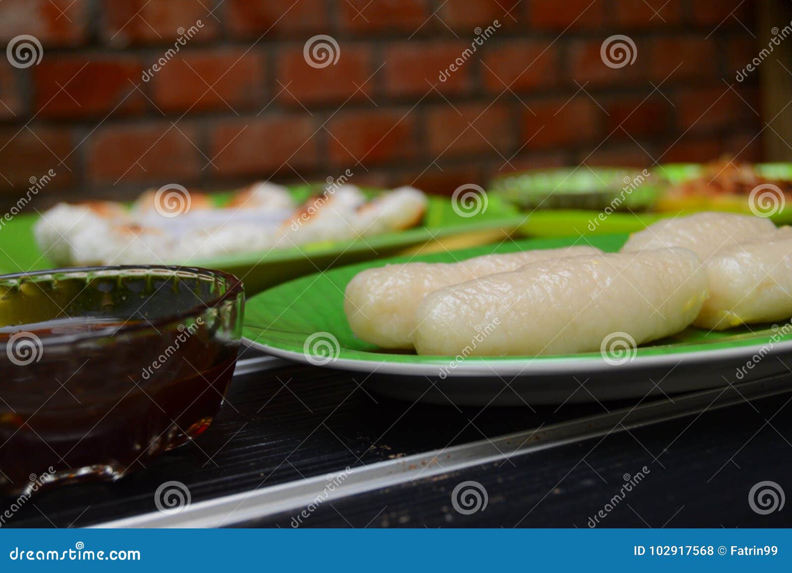 Pempek Lenjer Palembang stock foto. Image of behang - 102917568