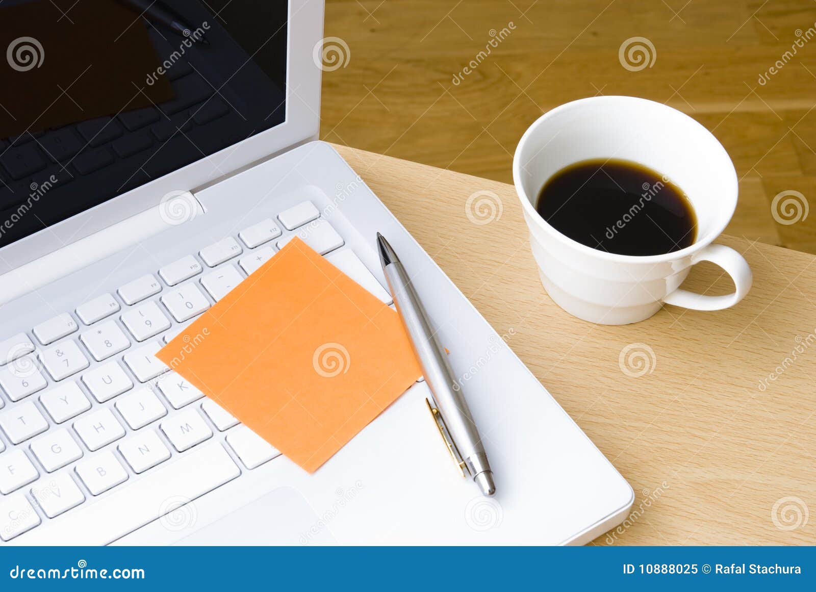 Pen with Postit Note, Laptop and Cup of Coffee Stock Image - Image of ...