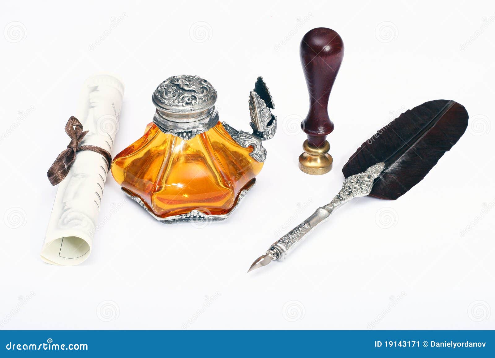 Pena e tinta imagem de stock. Imagem de arte, rasparia - 19143171