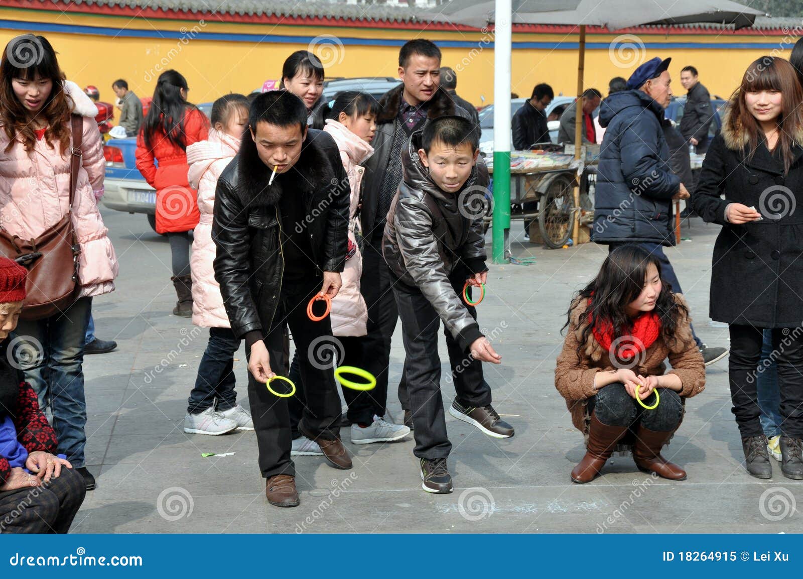 Pengzhou, China: People Playing Ring Toss Editorial Image - Image of ...