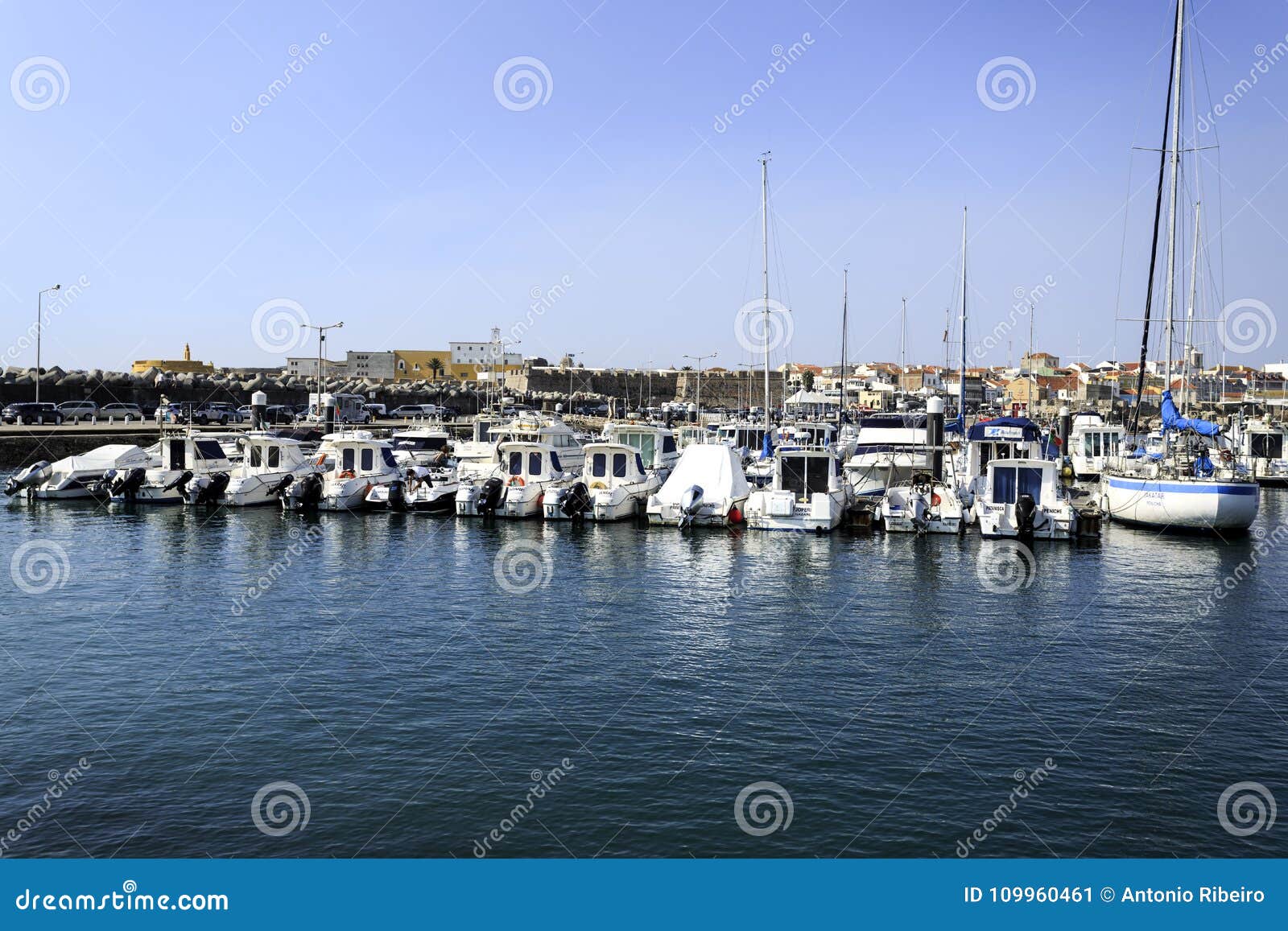 Peniche - Modern Marina editorial photo. Image of marina - 109960461