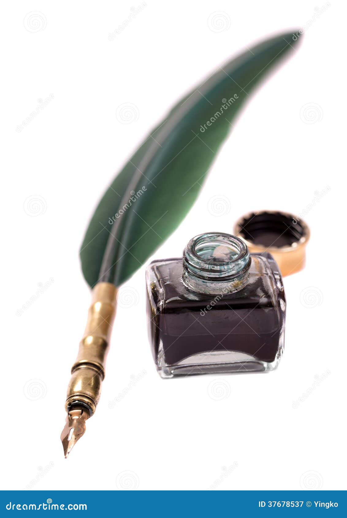 Penna E Calamaio Di Spoletta Immagine Stock - Immagine di morbido, nero ...