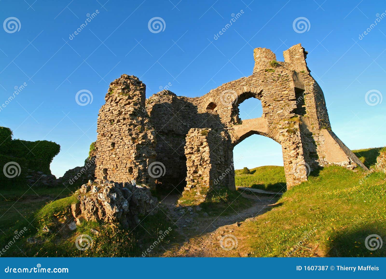 Pennard Castle, Evening Light Stock Image - Image of inspiring ...