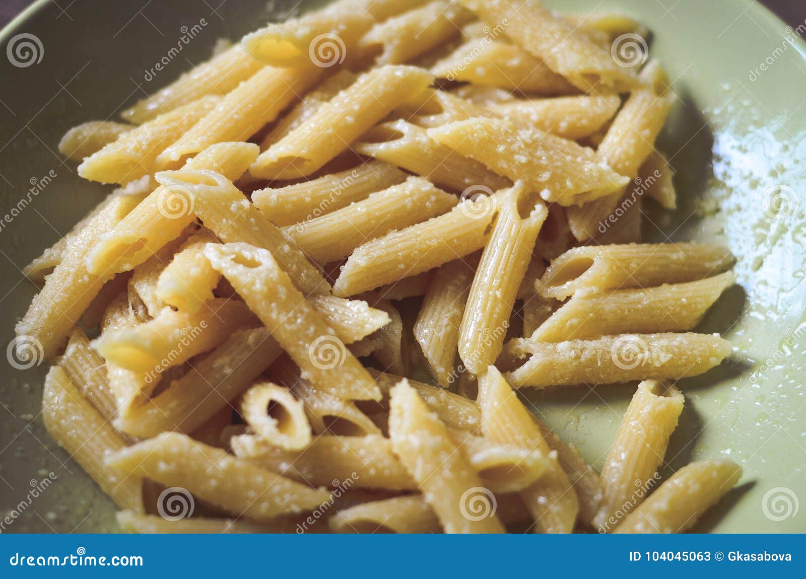 Penne image stock. Image du manger, fermer, repas, dîner - 104045063