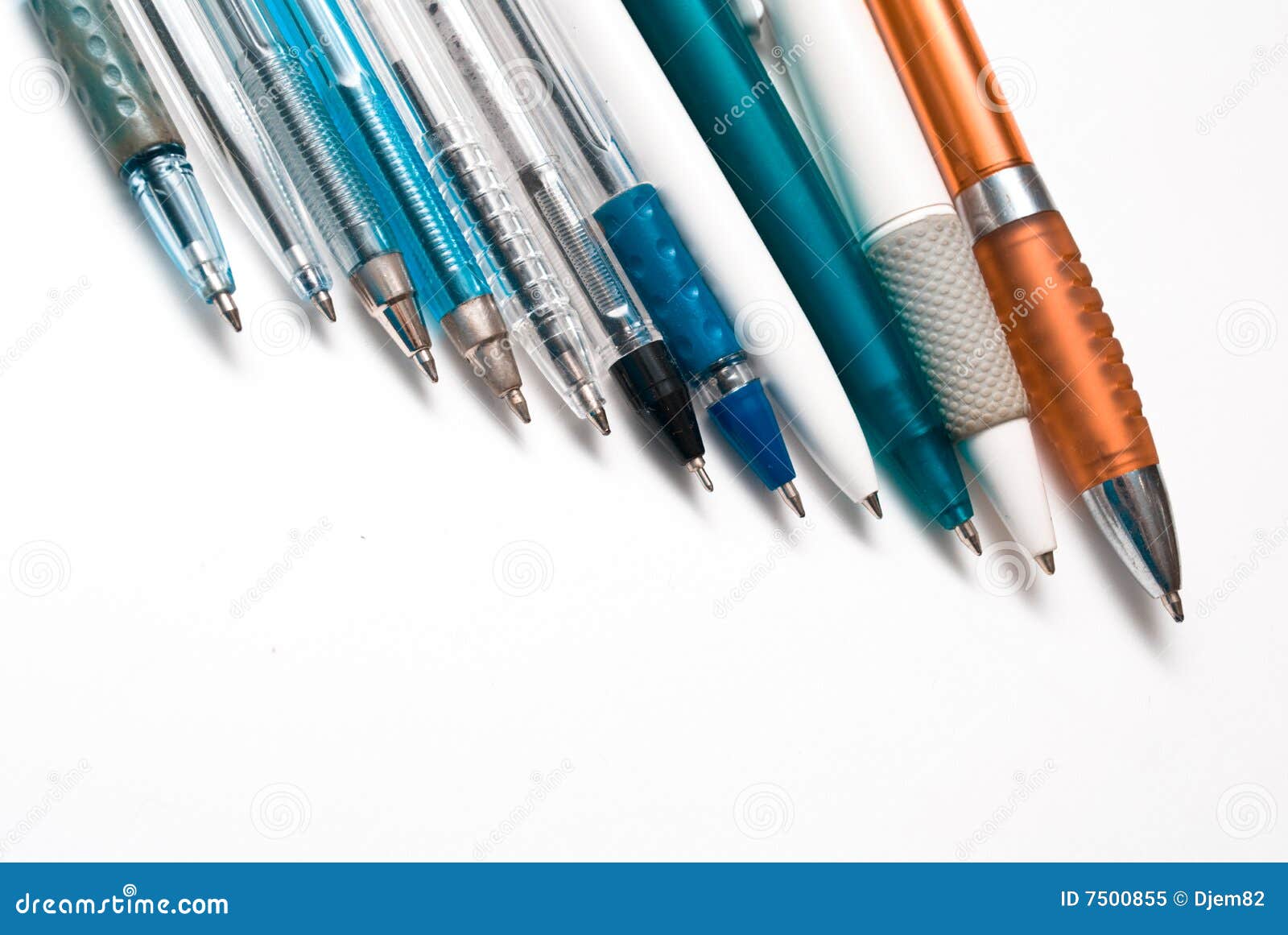 Pennen stock afbeelding. Image of pennen, kantoorbehoeften - 7500855