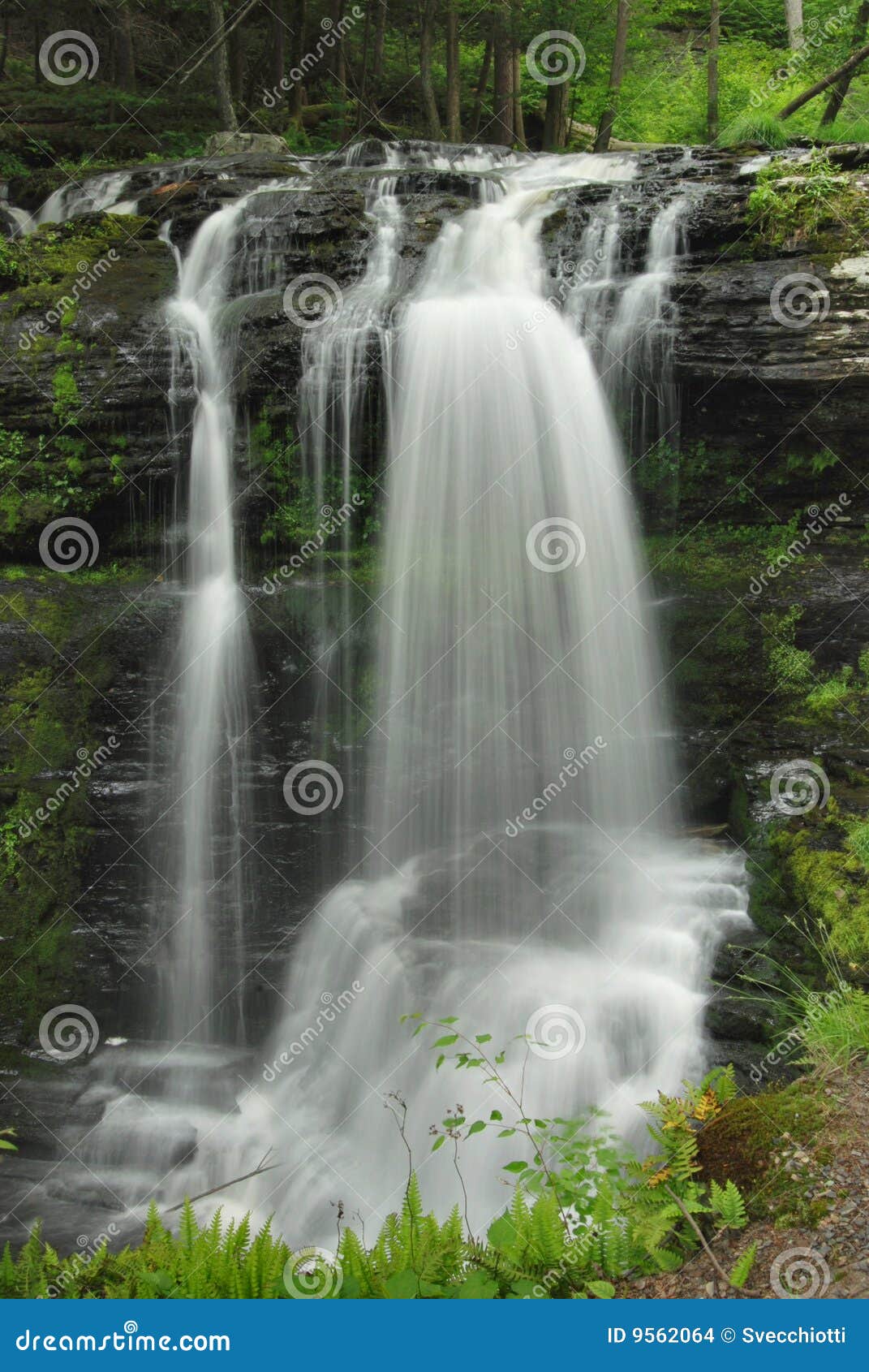 Pennsylvania Waterfall - Delaware Water Gap Stock Photo - Image of ...