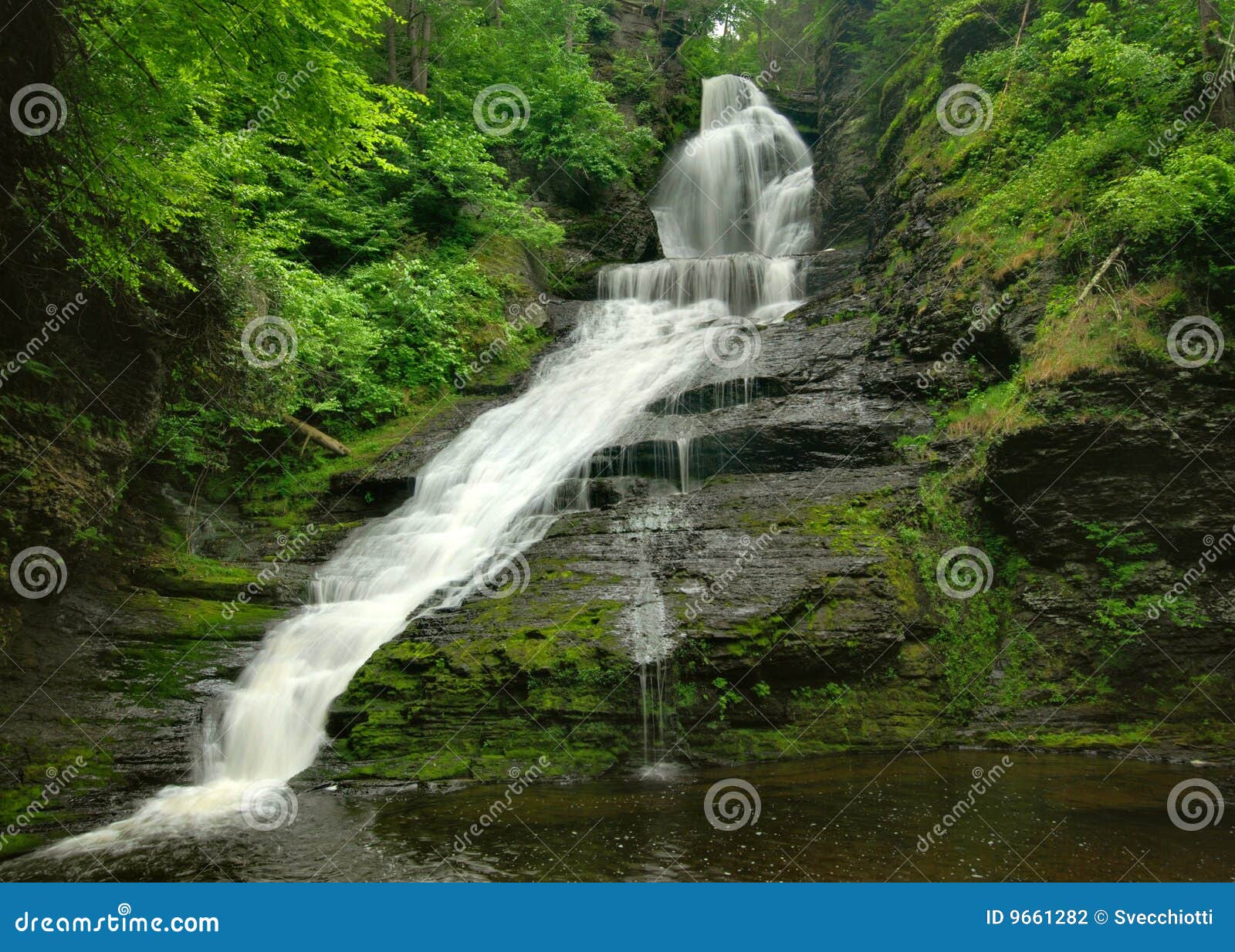 Pennsylvania Waterfall - Delaware Water Gap Stock Photo - Image of ...