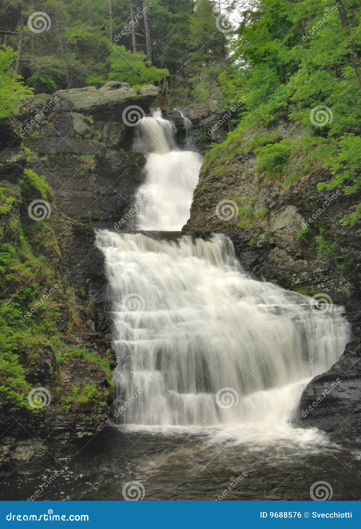 Pennsylvania Waterfall - Delaware Water Gap Stock Photo - Image of ...