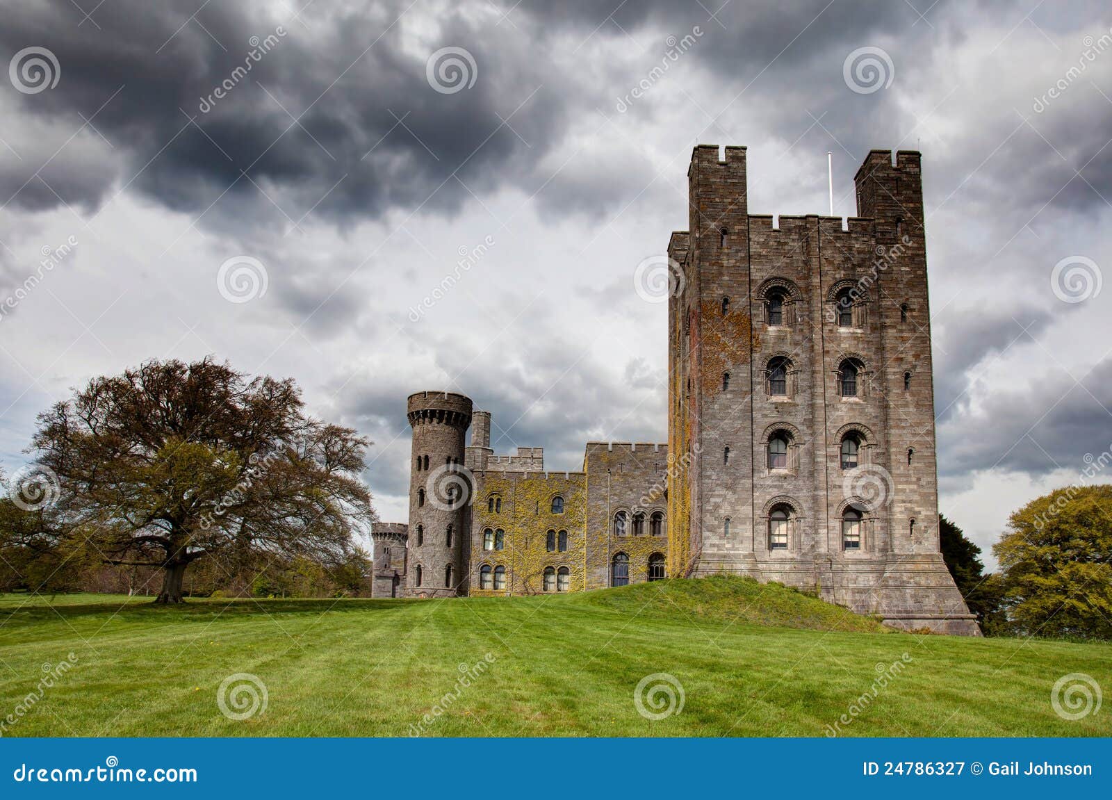 Penryhn Castle stock image. Image of spring, penryhn - 24786327