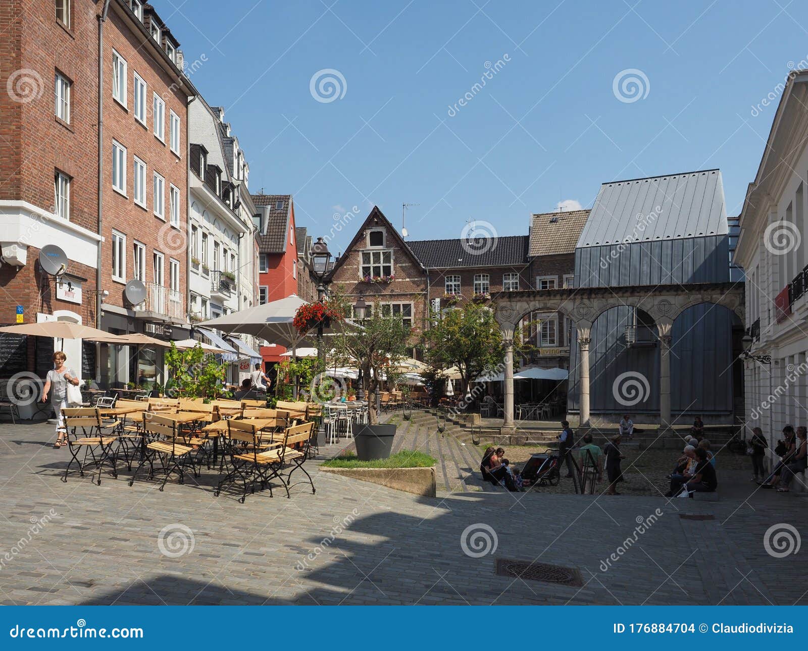 People in Aachen City Centre Editorial Stock Image - Image of landmark ...