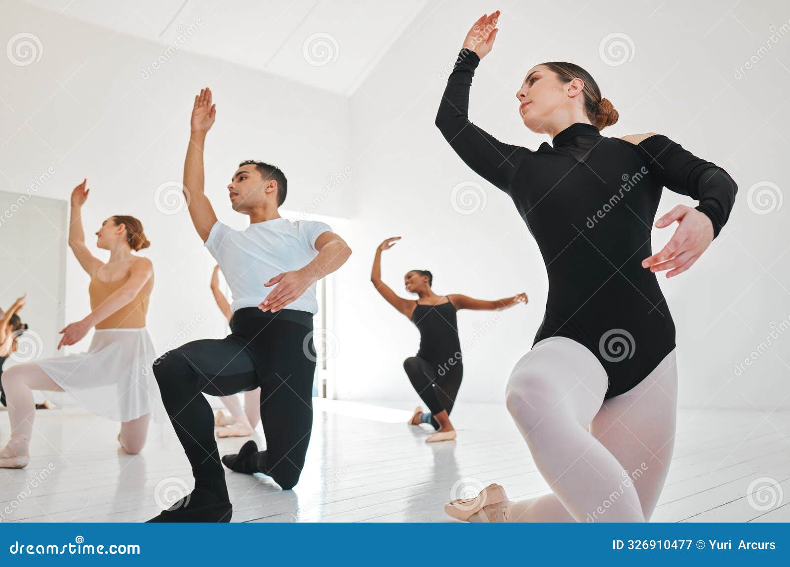 People, Ballet Dancers and Class with Practice for Performance, Routine ...