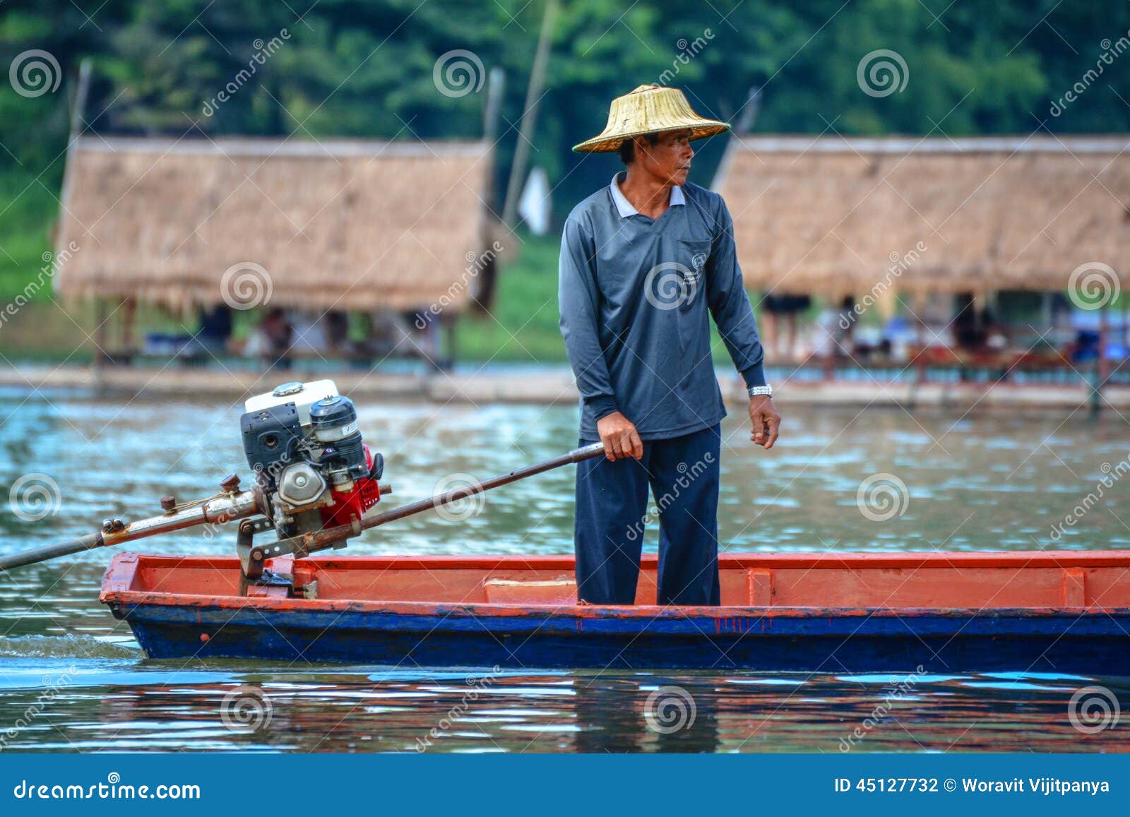 People boating on river editorial photography. Image of outdoors - 45127732